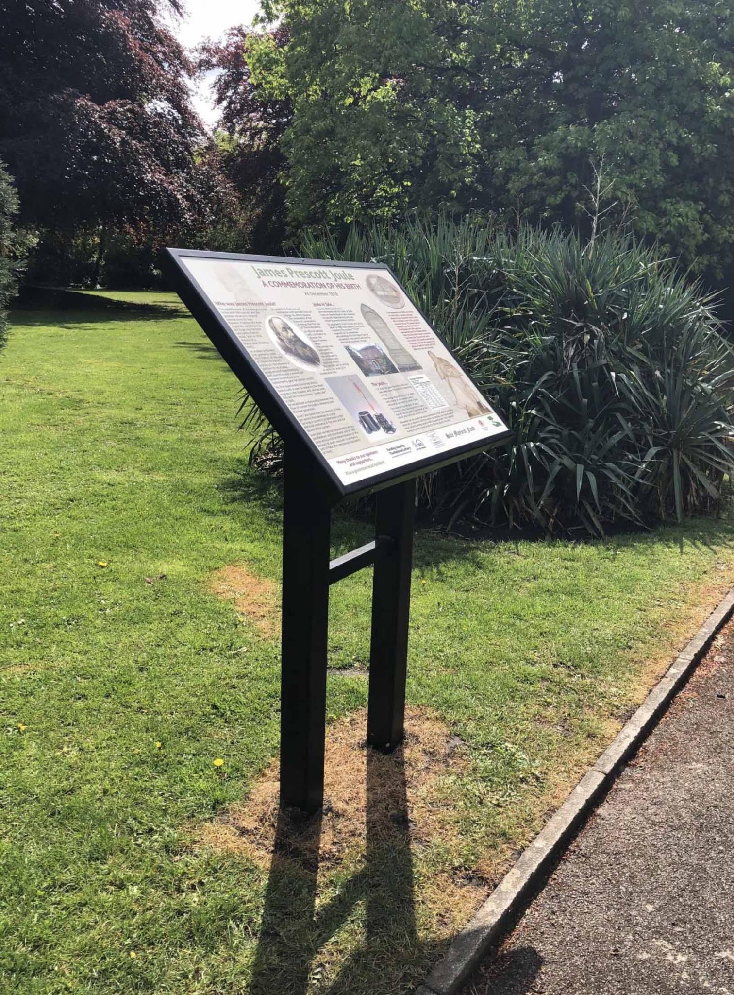 A1 Aluminium lectern 2